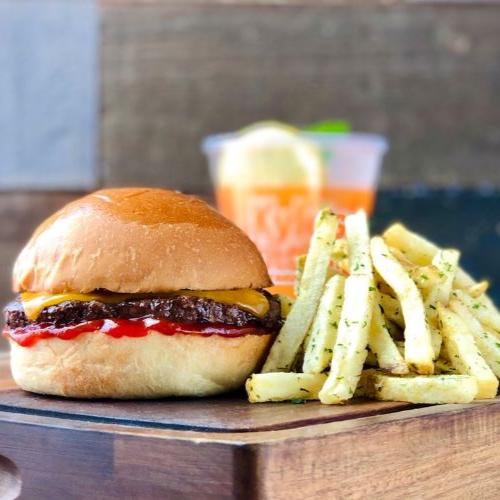 Kids Cheeseburger – Kyle's Kitchen